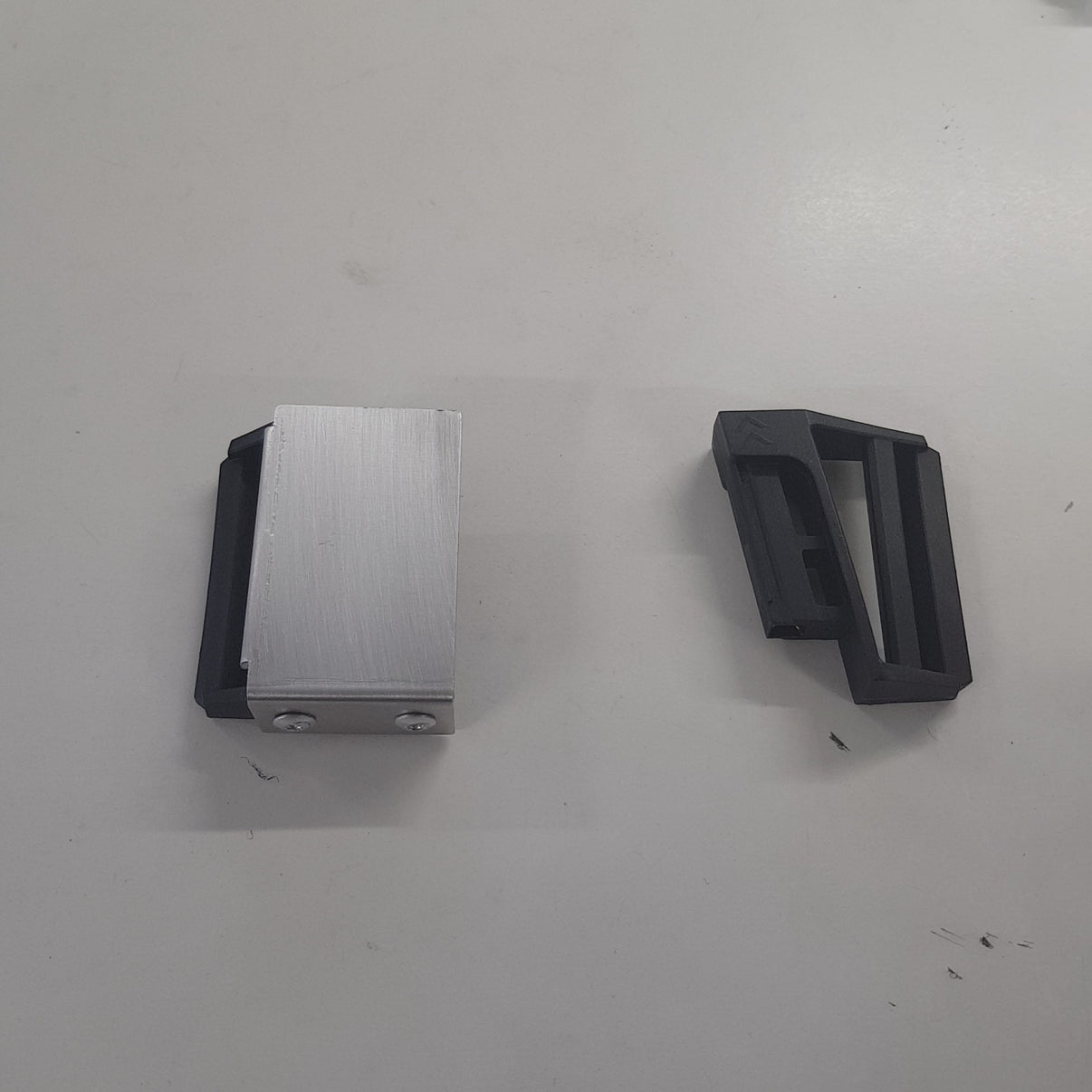 Aluminium Hip Buckles (x2) – JJ Industries UK Ltd.